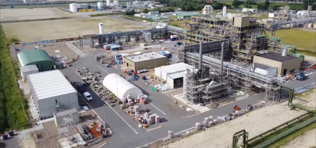 Avantium and Royal Vezet collaborate on PEF-based packaging trays for ...